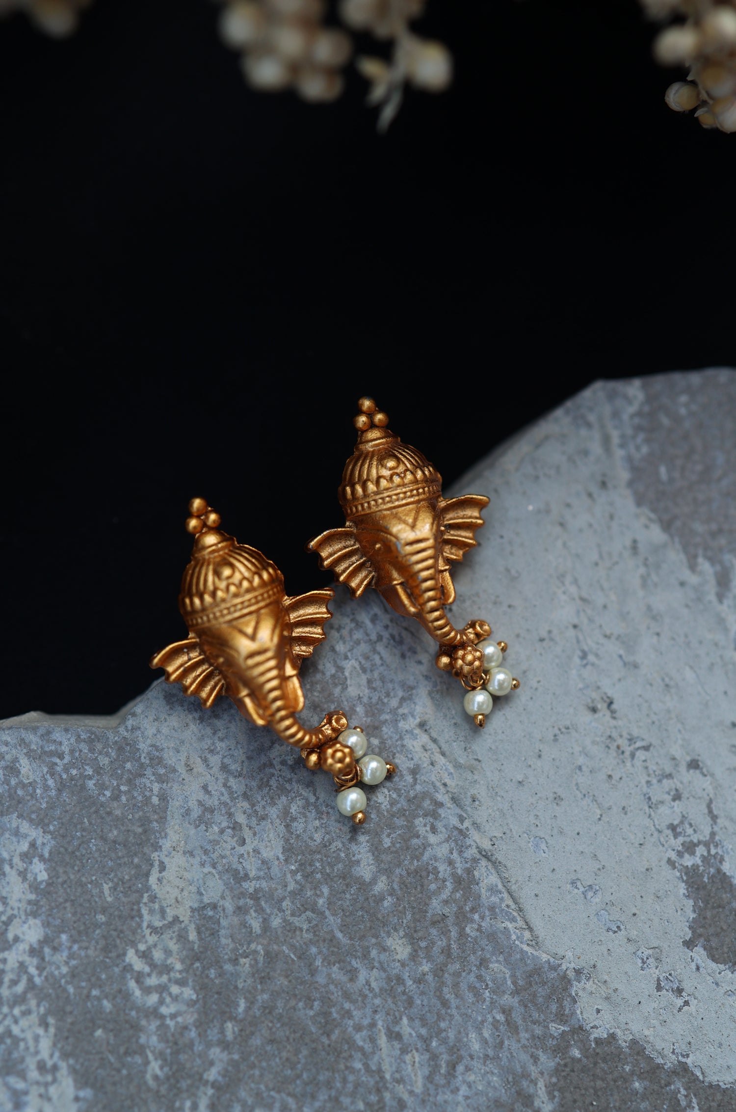 Ganesha Temple Work Earrings – Do Taara