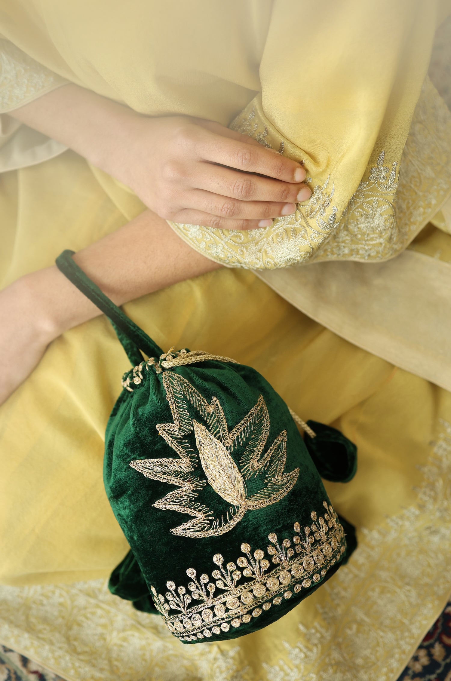 Chinari Green Kashmiri Tilla Potli – Do Taara