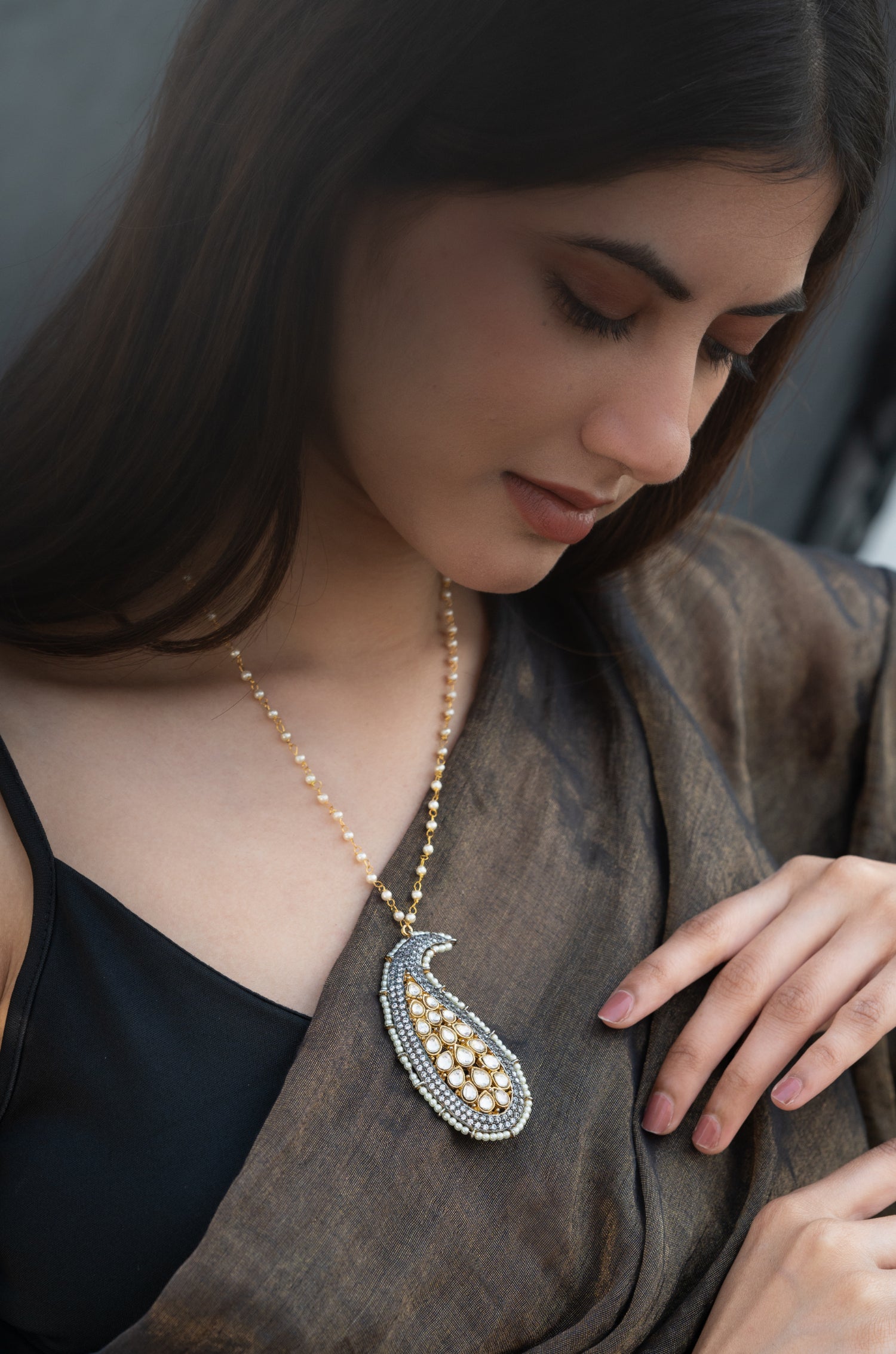 Dora Pendant Necklace – Do Taara