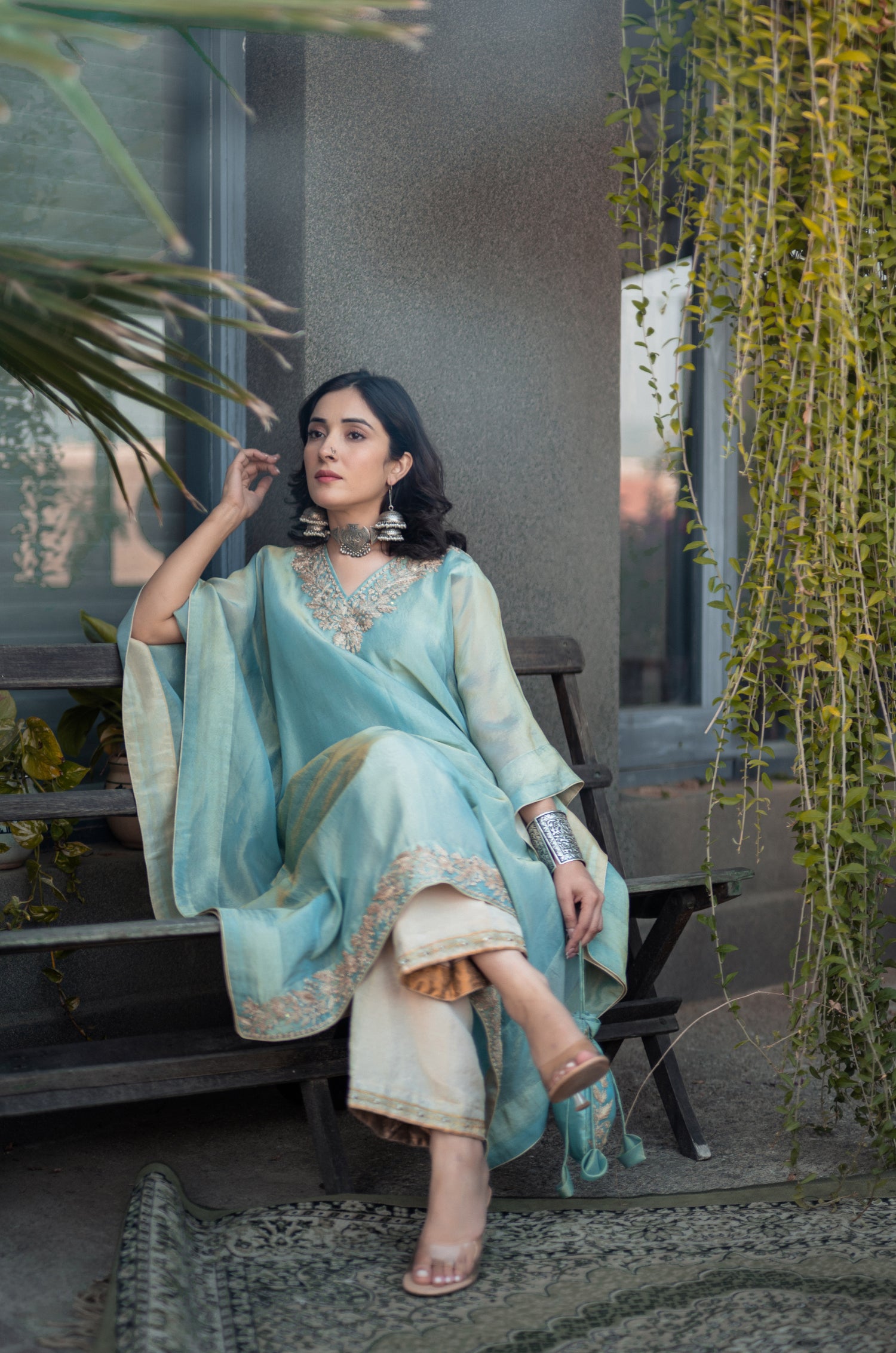 Nigeen Kashmiri Tissue Kaftan - Phiroza Blue – Do Taara